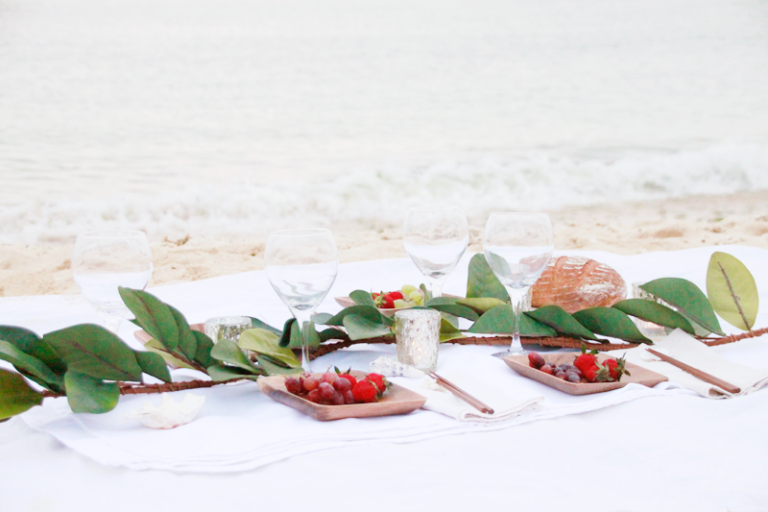 A Simple Beach Picnic Setting - Paint Me Pink